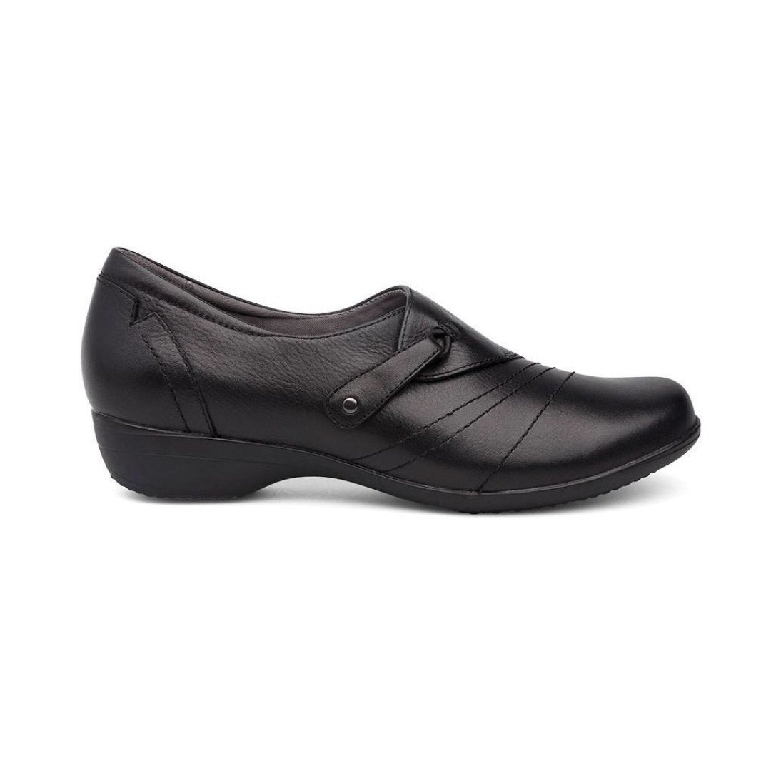 Dansko Women's Franny Wide Loafer - Black Milled Nappa – Seliga Shoes